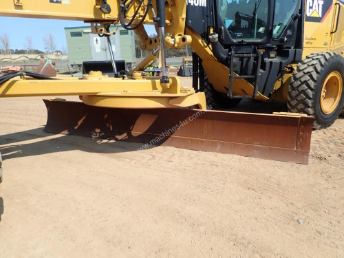 7 Big Reasons The Caterpillar 140M Grader Is A Standout Machine