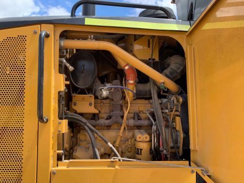 The Difference Between the 140H & Cat 140M Grader