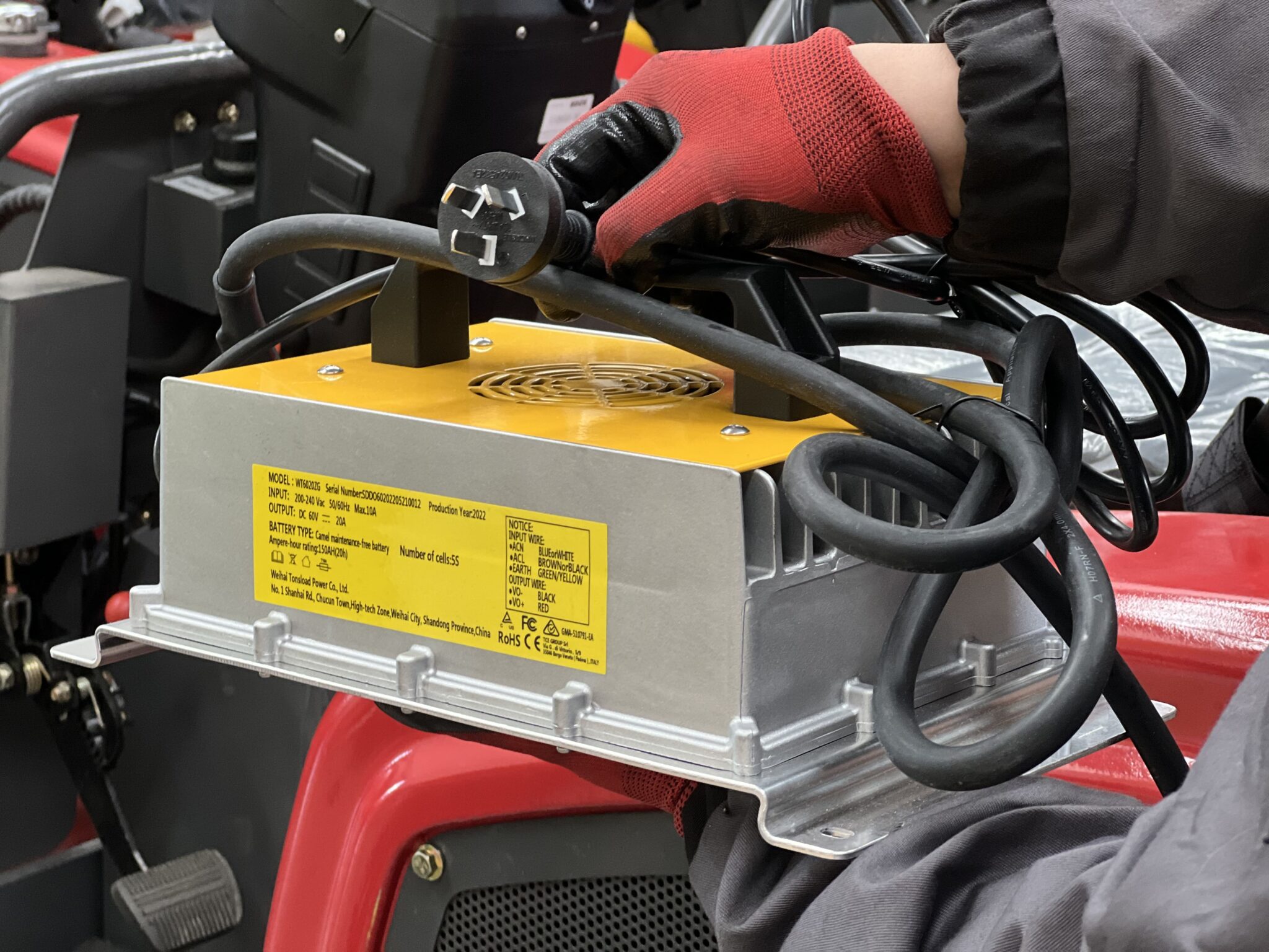 UHI U50 Electric Wheel Loader—Equipped for the Future